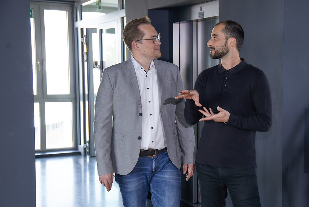 Über Uns - FLOWFACT